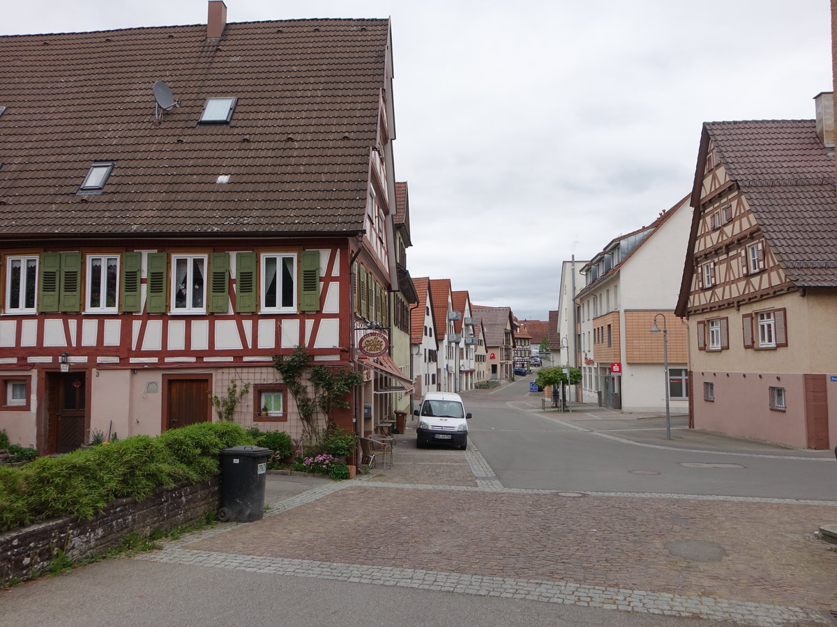 Gechingen, Fachwerkhäuser in der Hauptstraße (01.05.2018) - Staedte ...