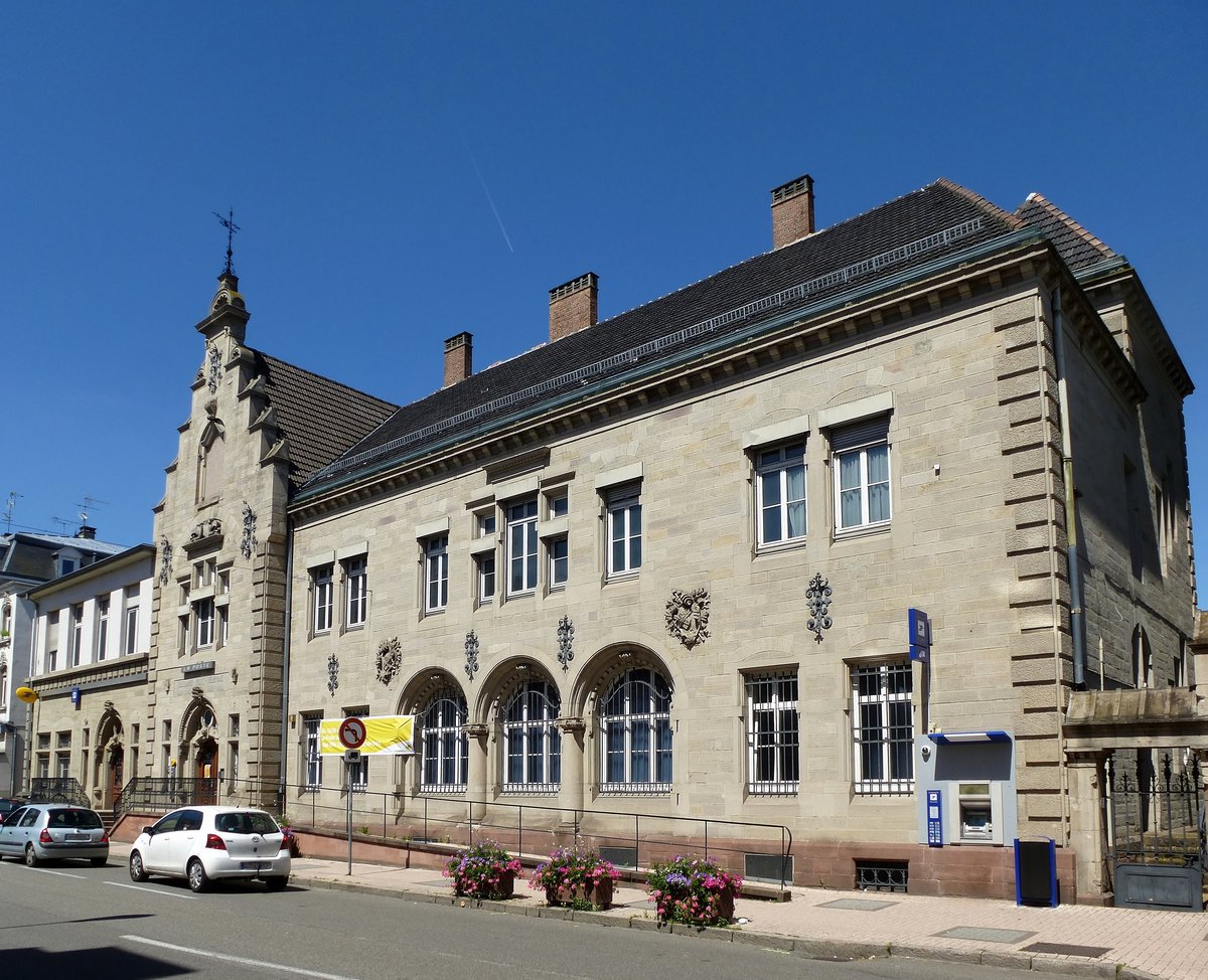 Saint-Louis, das Postgebäude, Juli 2016 - Staedte-fotos.de